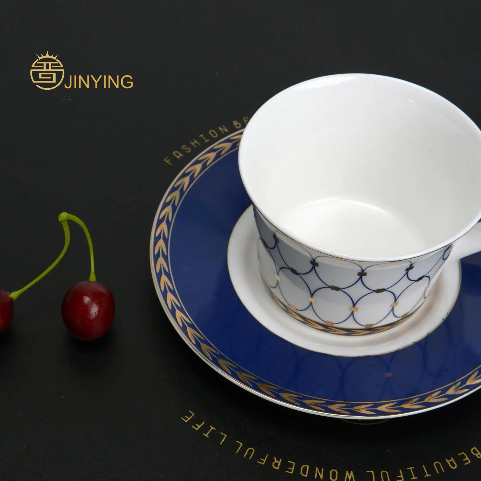 New design Europe stil luxus fine bone china geschirr set für home und ...