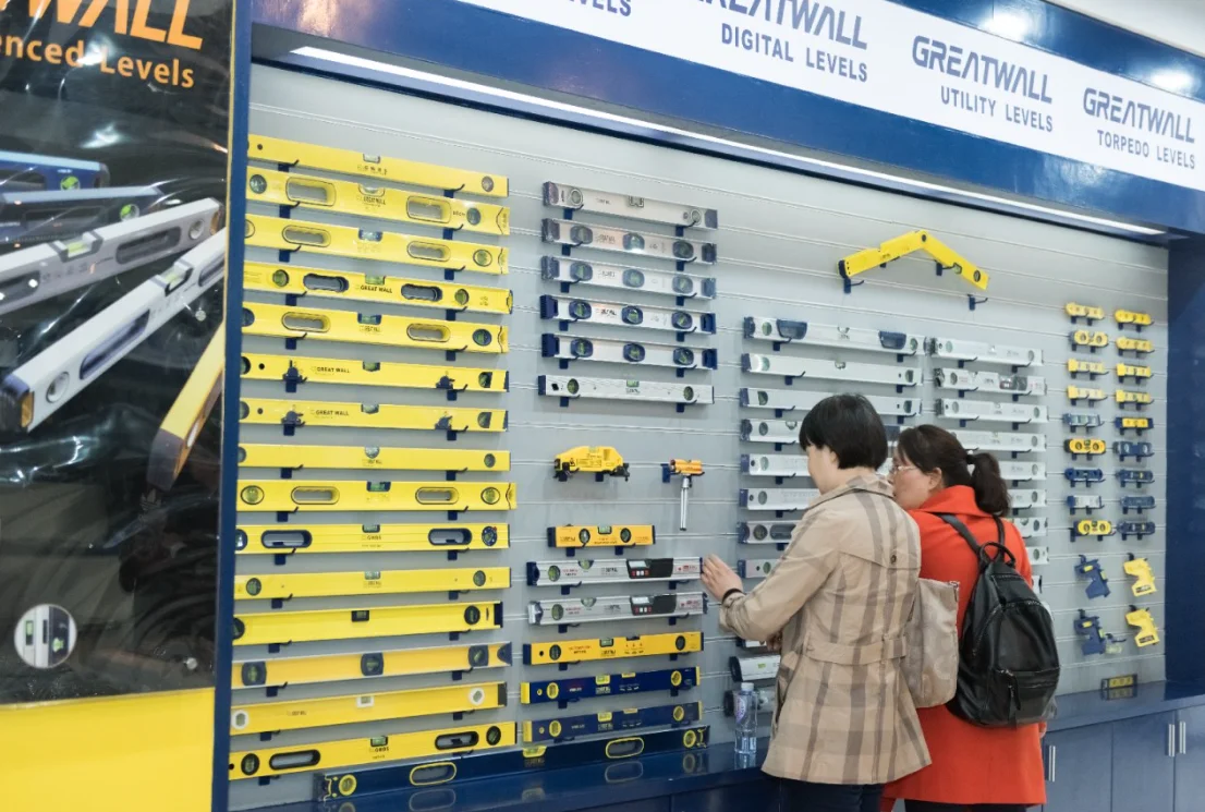Great Wall Laser Level - Precision Indoor Manual Leveling