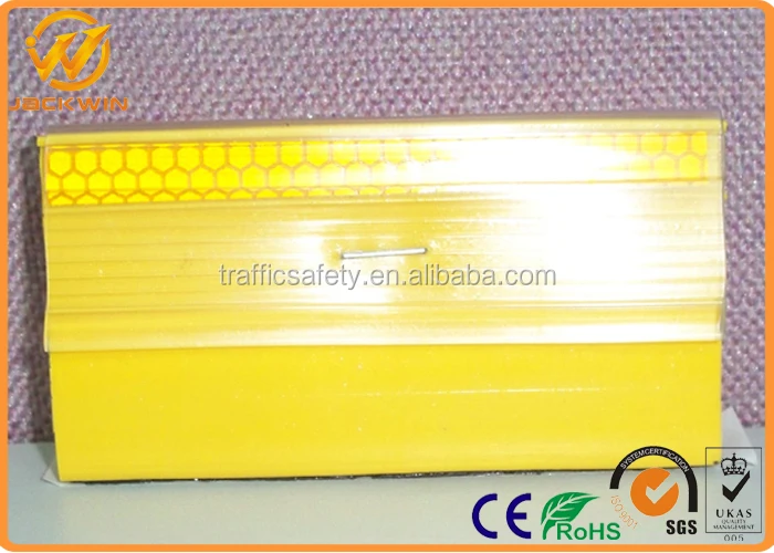 Yellow / White Reflective Pu Temporary Raised Pavement Markers - Buy ...