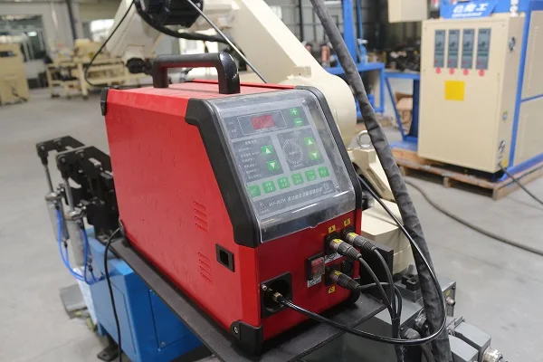 Automatic Arc Mig Aluminum Welding Machine / Welding Robot - Buy ...