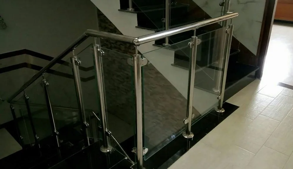Kebil Plexiglass Deck Railing - Durable & Stylish Solutions