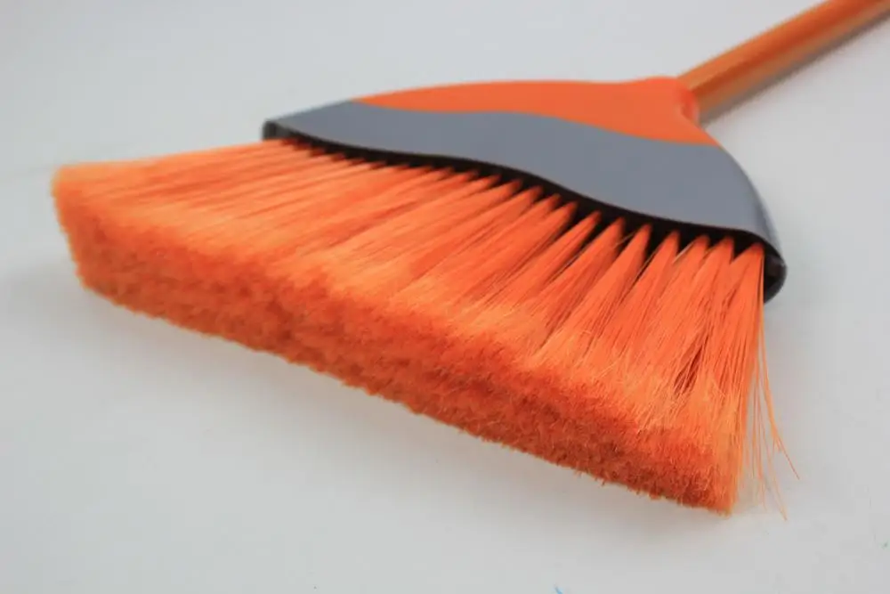 China Factory Low Price Sweep Easy Plastic Broom Stick,Cleaning Magic ...