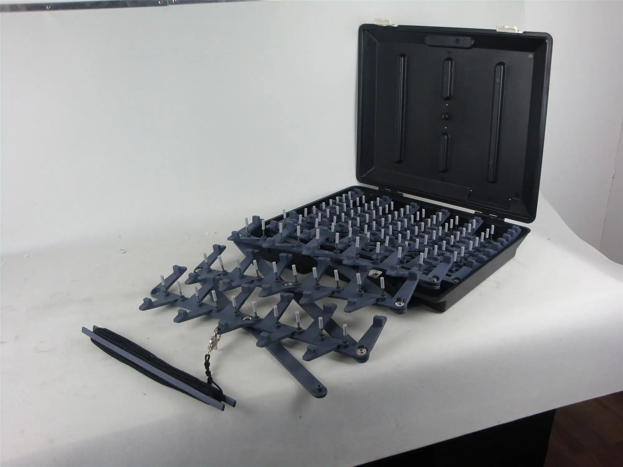 Stinger Spike Strips System - 3M Plastic Road Block for Tire Control ...