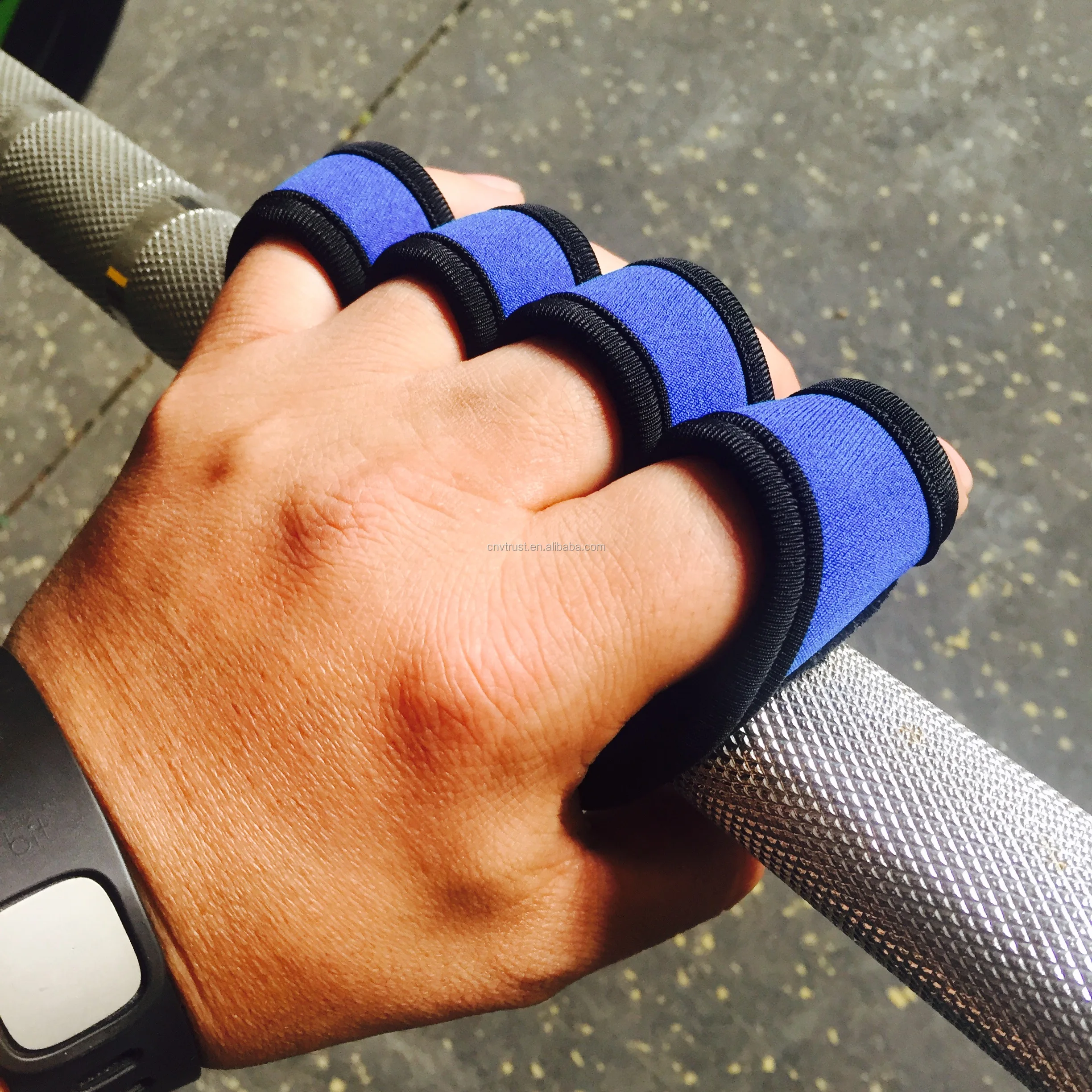 4 Finger Holes Leather Neoprene Padding Gymnastic Weightlifting Hand ...