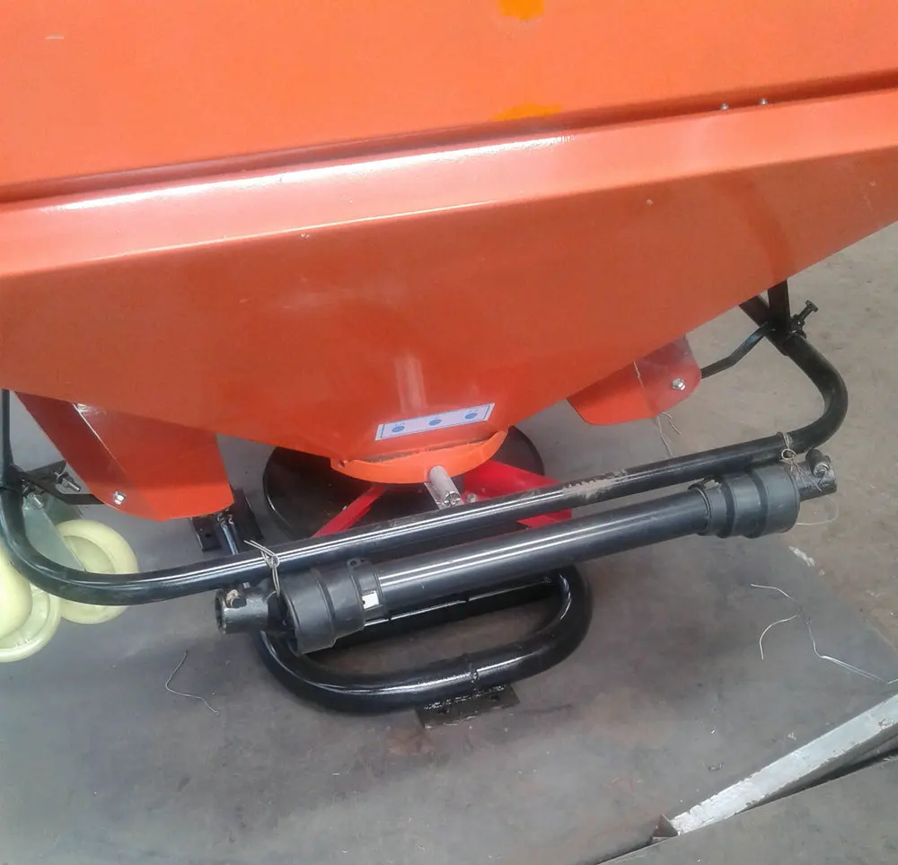 PTO Fertilizer Spreader for 40-60hp Tractors - High Efficiency