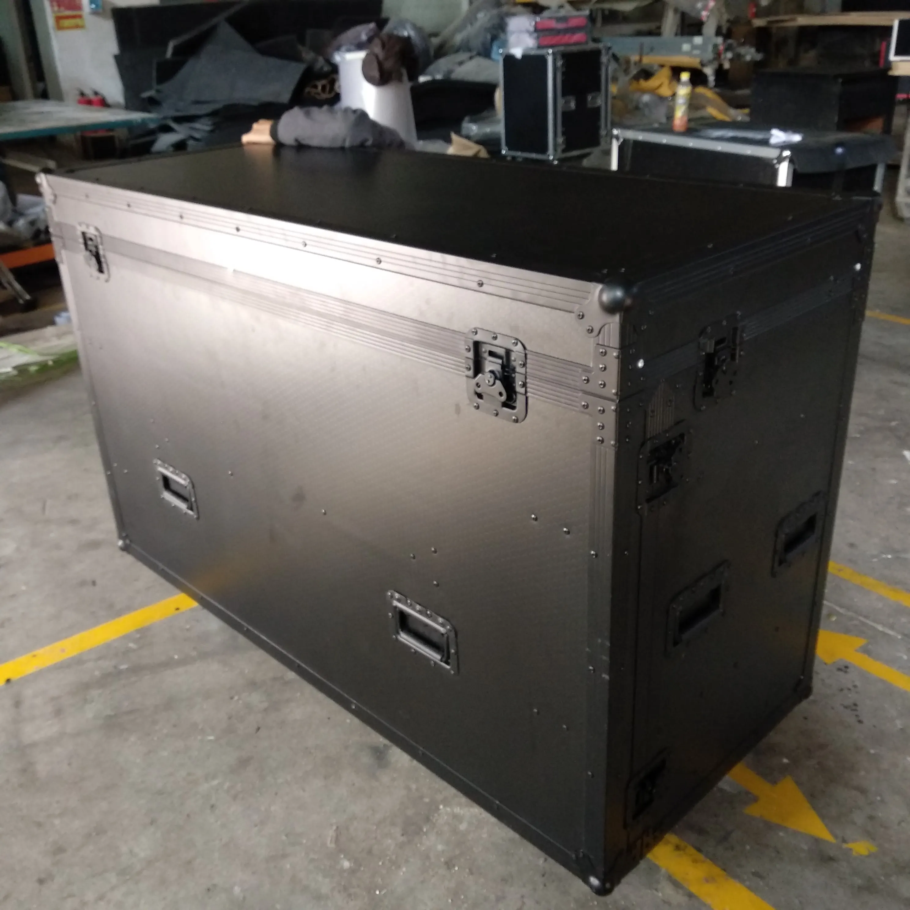 Kkmark Plastic Flight Case for Motorsport - Durable & Reliable