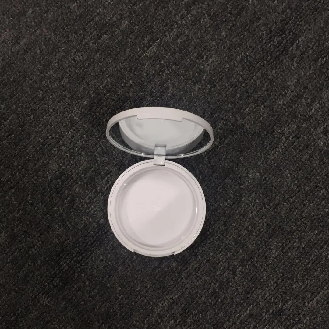 White Color Empty Compact Powder Case Hot Sale Design Small Sale Powder ...