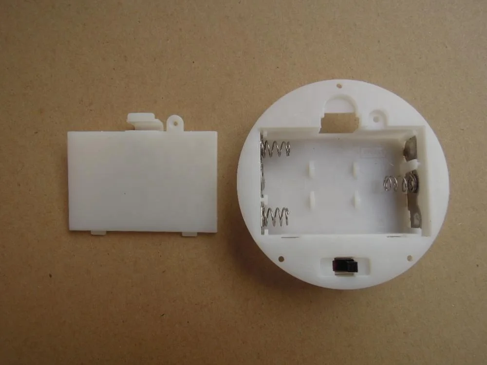 3 Aa White Color Round Battery Holder With Cover And Swtich - Buy 3 Aa ...