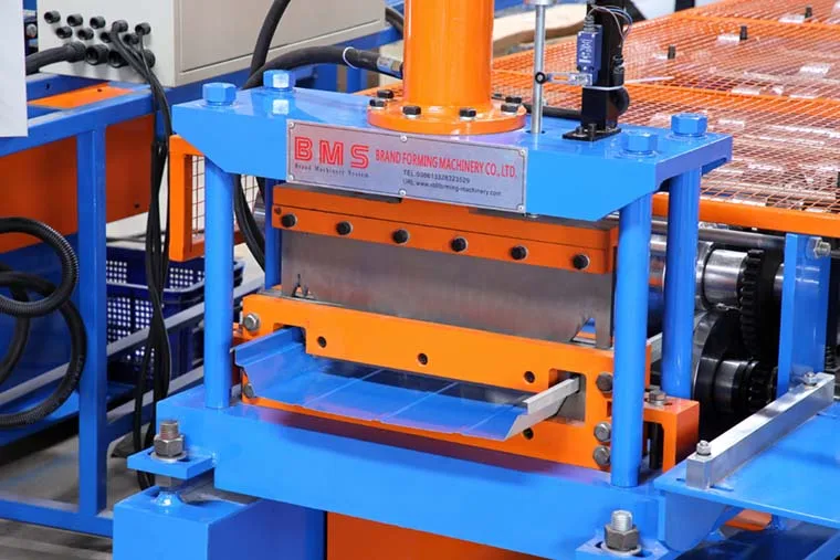 Standing Seam Roof Panel Roll Forming Machine With Taper Steel Tile 0.5 ...