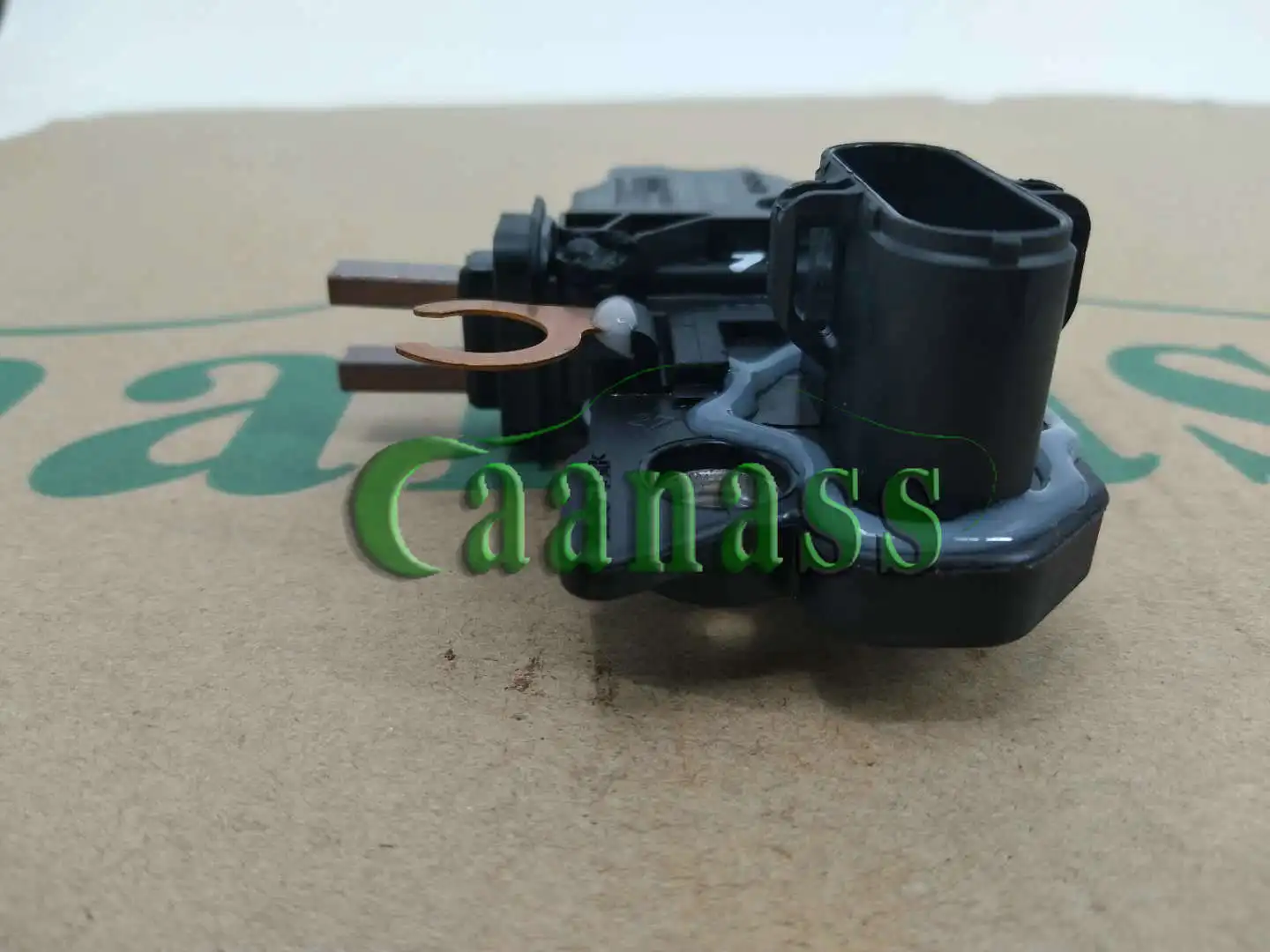 F00M144103 & 20523391 - Reliable Alternator Regulators for Volvo Trucks