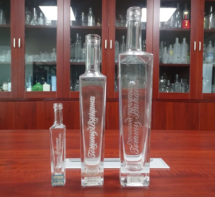 Super Flint Square Rum Glassware 375ml Glass Bottle With Cork Top - Buy ...