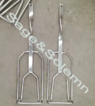 Poultry Hanger Stainless Steel Shackle For Poultry Bleeding Draining ...