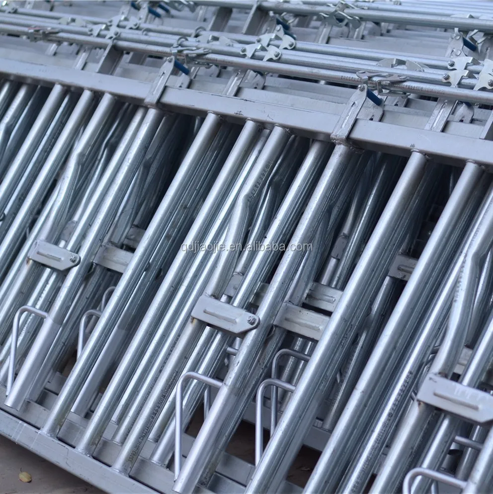 Hot Dipped Galvanized Cow Headlock - Easy Livestock Management