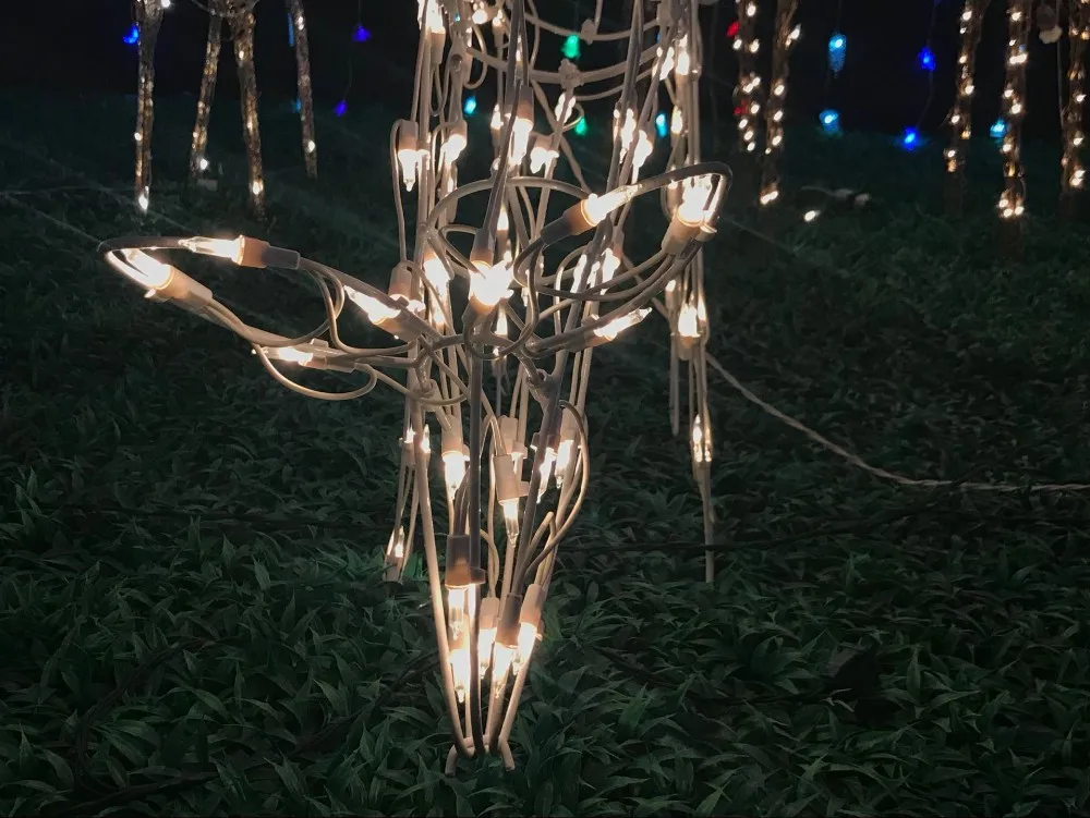 UL Approved Christmas Decorative Lighted Sculpture Wire Frame Reindeer ...