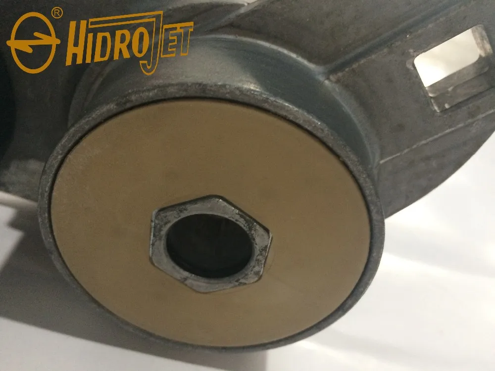 Auto Spare Parts Belt Tensioner Pulley Apv1067 3979980 For Excavator ...