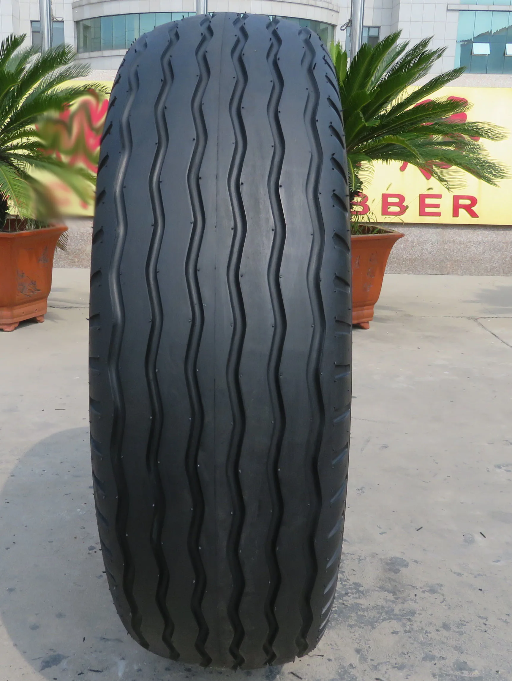 Sand Tire18-20 Desert Tire For Saudi Arabia - Buy Wholesale Tires,Sand ...