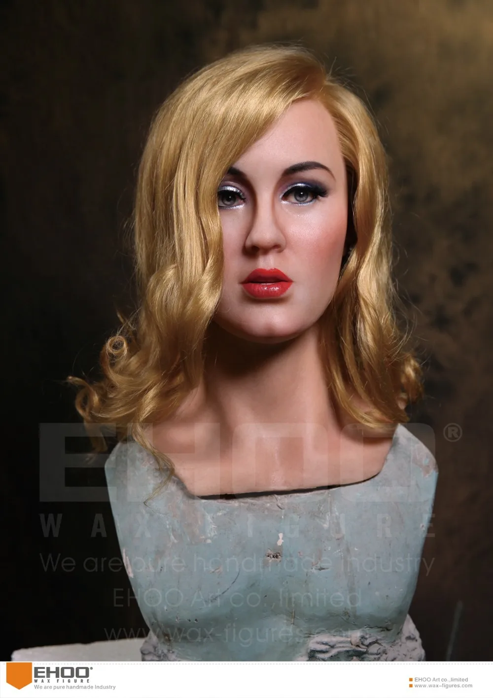 Famous Female Singer Wax Figure - Lifesize Simulation