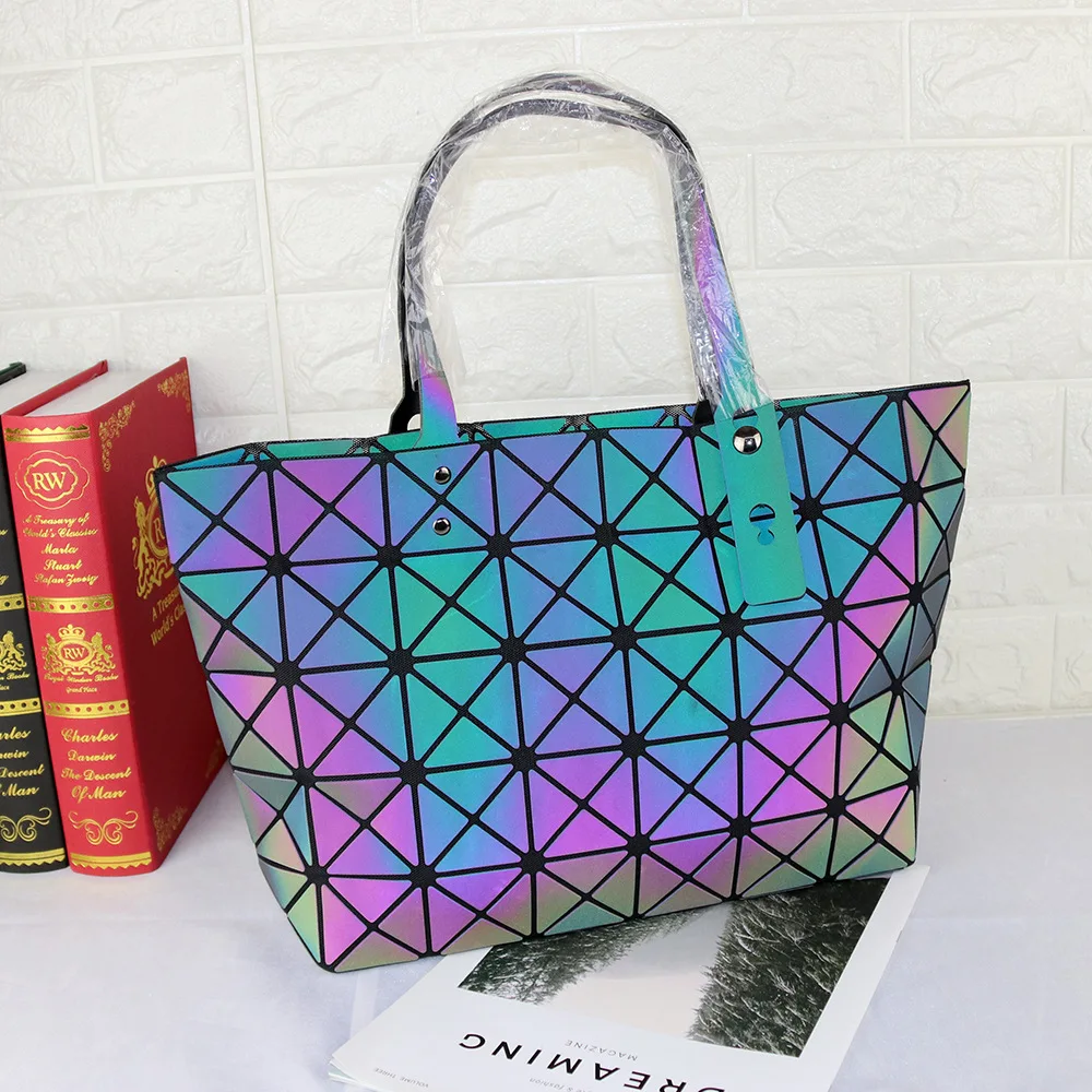 Guangzhou Factory Fashion Color Change Geometric Teenager Handbag ...