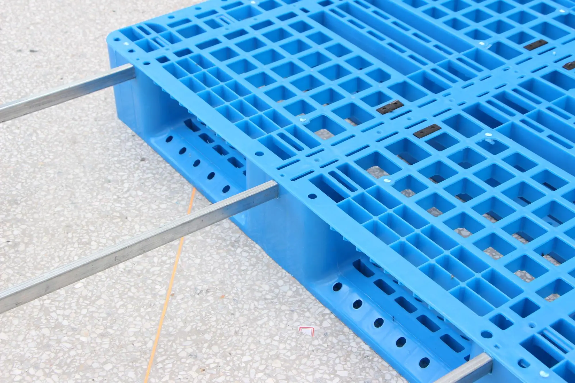 High Quality Plastic Pallets - Durable & Multi-color
