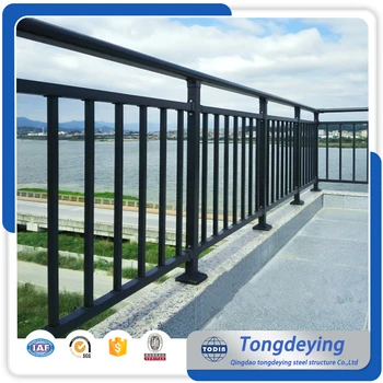 New Designs Light Galvanized Simple Wrought Iron Balcony Balustrade ...