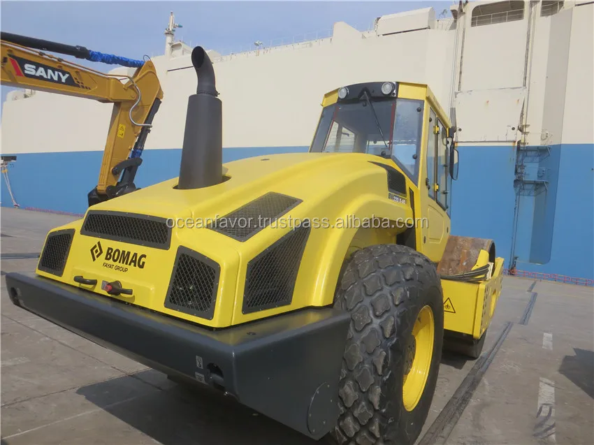 95% new Bomag BW220D-40 road roller for sale. Bomag 220D road roller ...