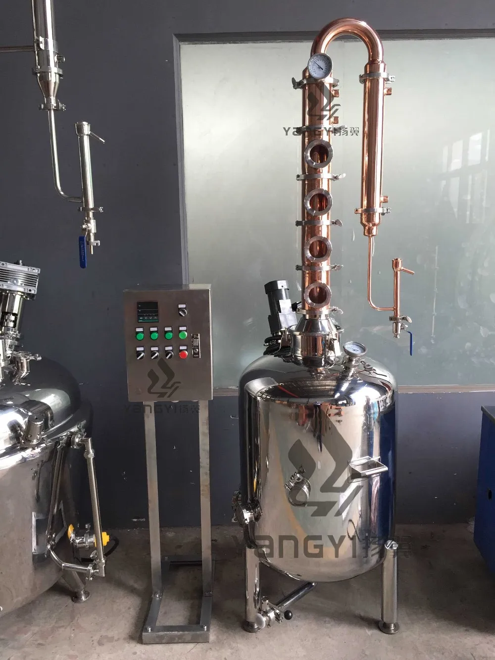 200l Alcohol Copper Vodka Alcohol Distillation Equipment Distiller Hot ...