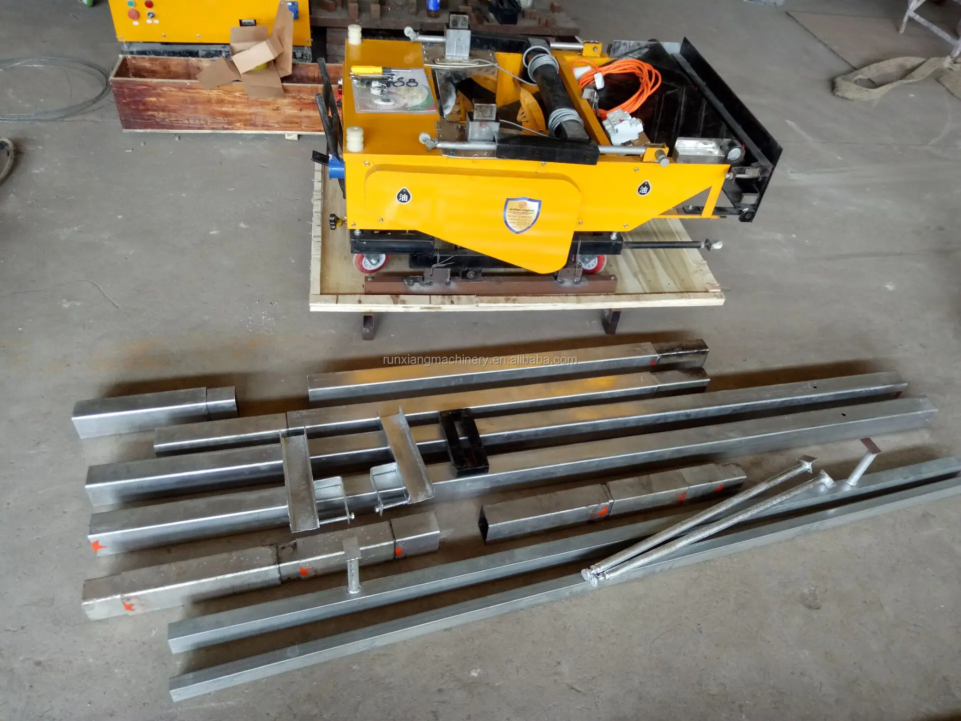 Automatic Wall Plastering Machine - Efficient & Durable