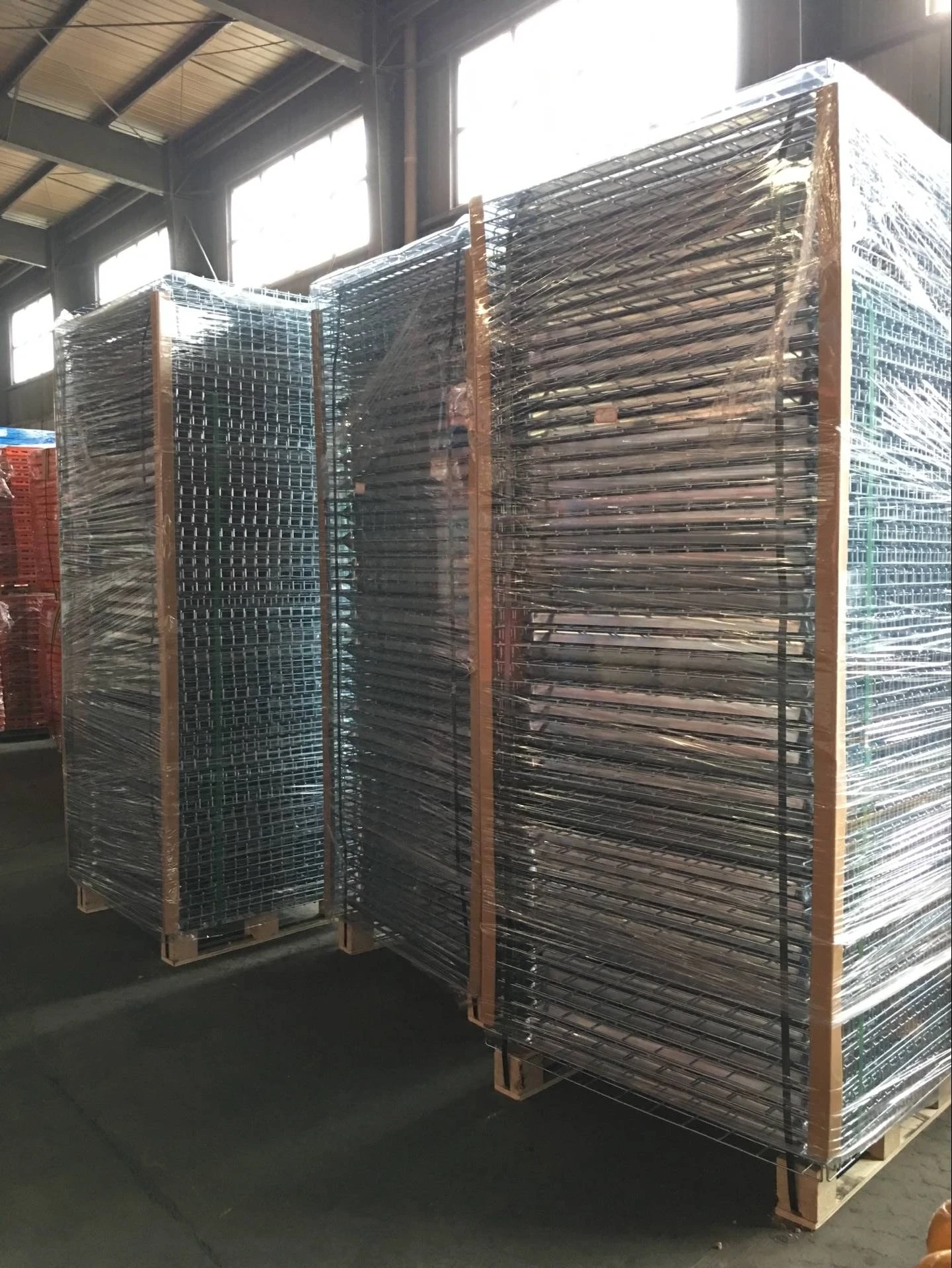 Galvanized Steel Wire Mesh Decking for L2700 Pallet Racking
