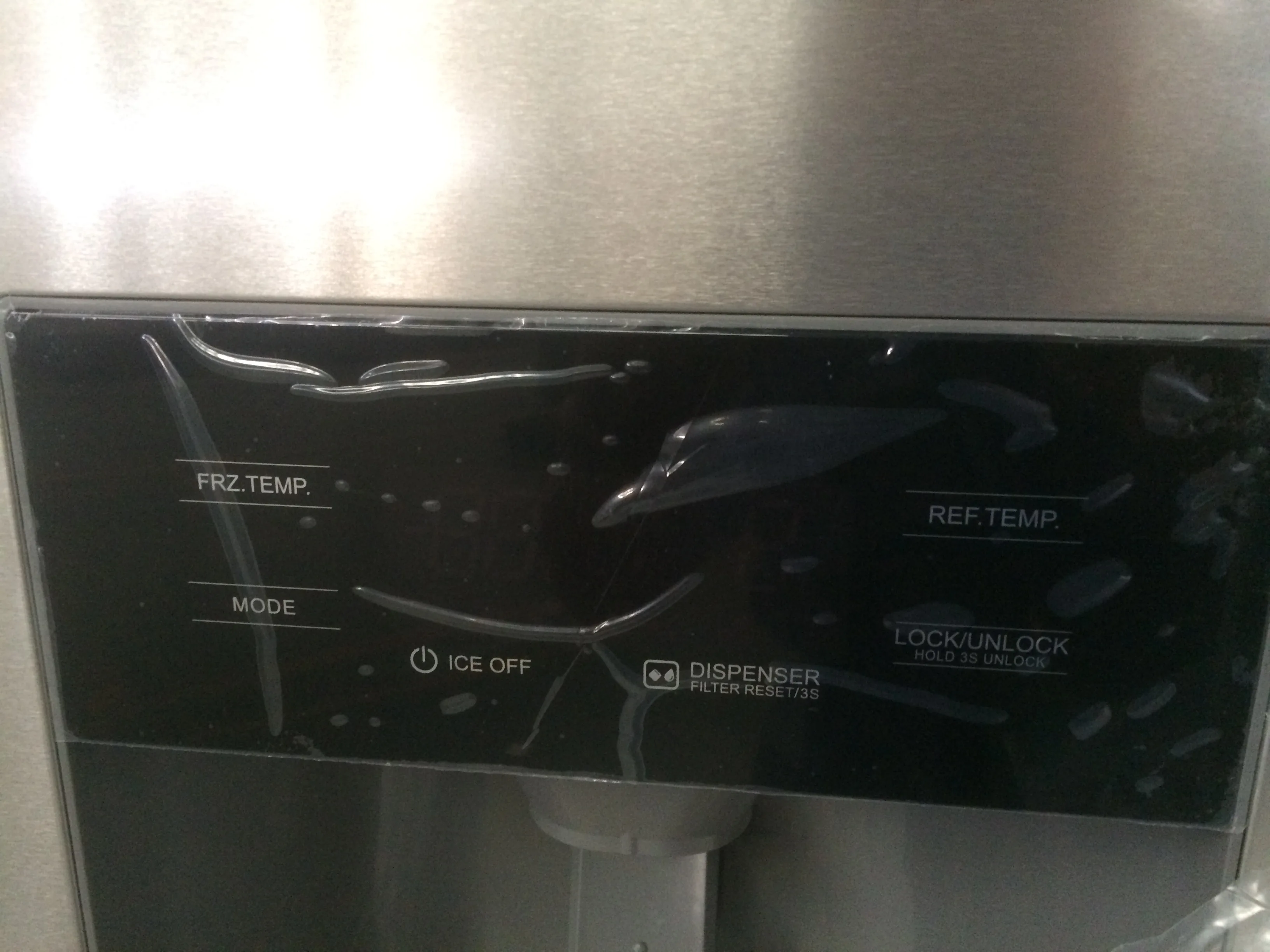 585L Side by Side Freezer Refrigerator with Water Dispenser