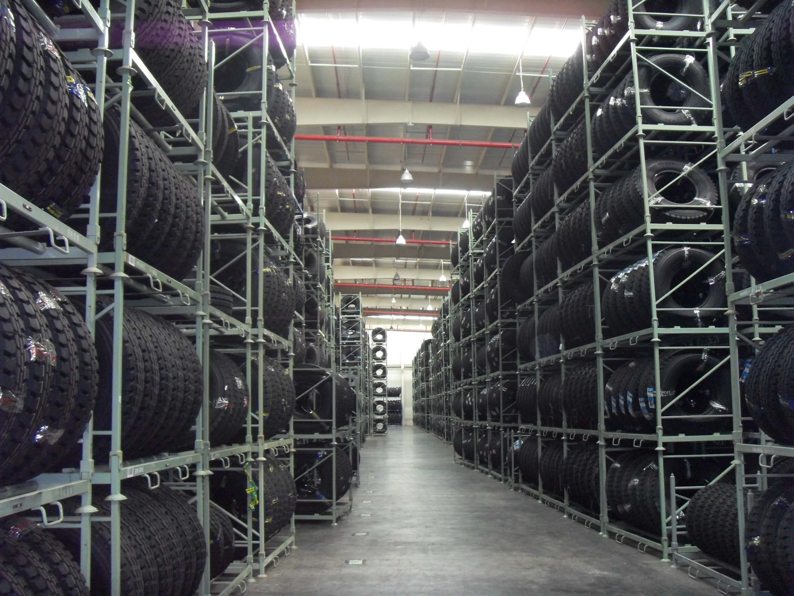 12.00R20 Sinotruck Tires - Durable and High Performance