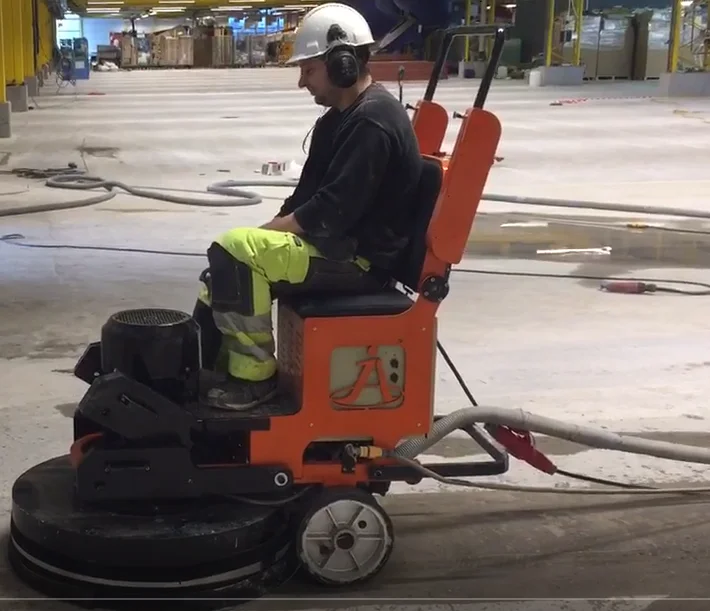 China Top Brand Remote Control Ride On Concrete Grinding Machine Hot ...