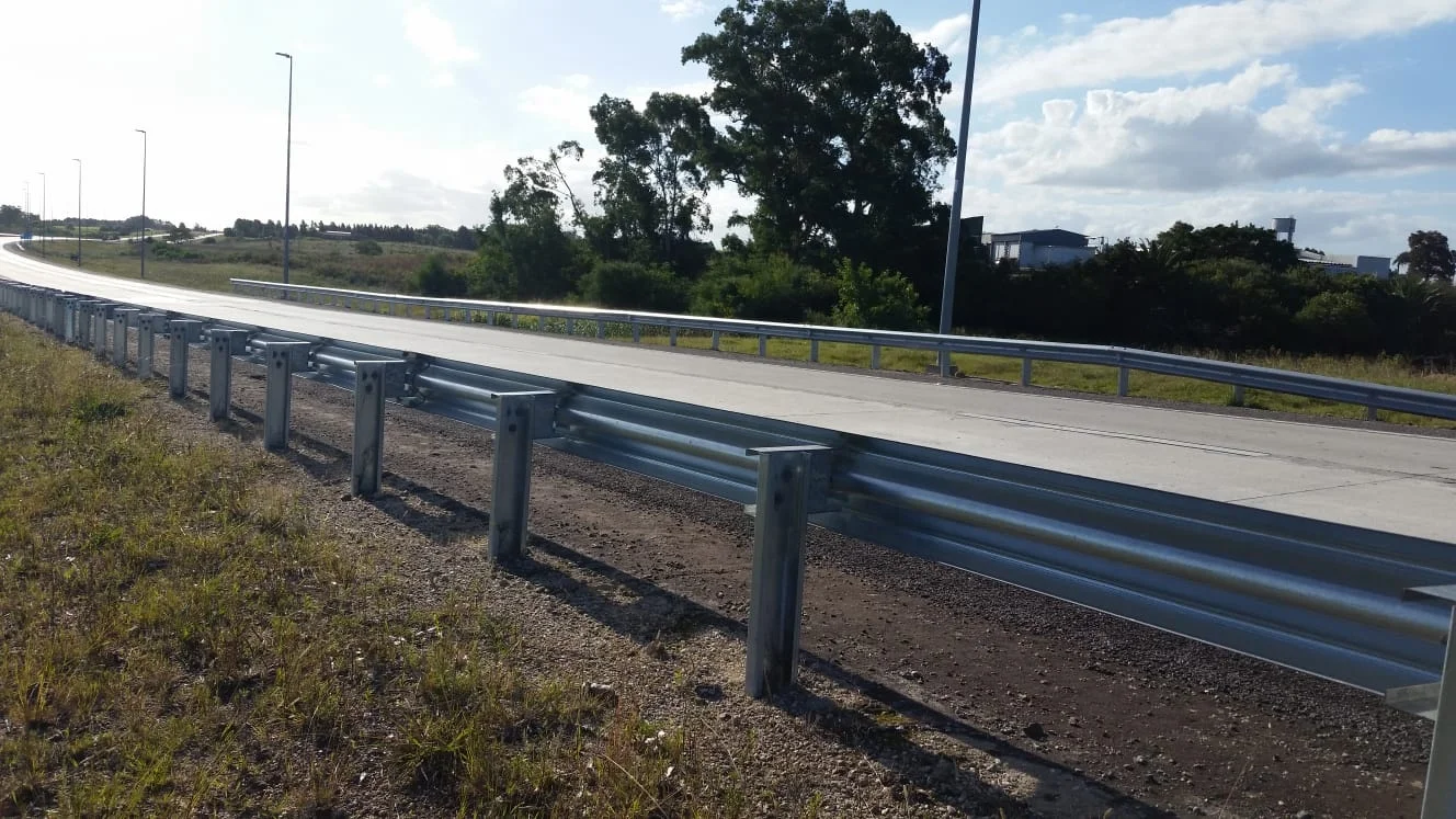 Highway W Beam Guardrail - Durable & Galvanized Protection