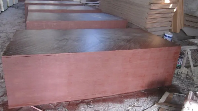 18mm Marine Plywood - Durable and Versatile Shuttering Board