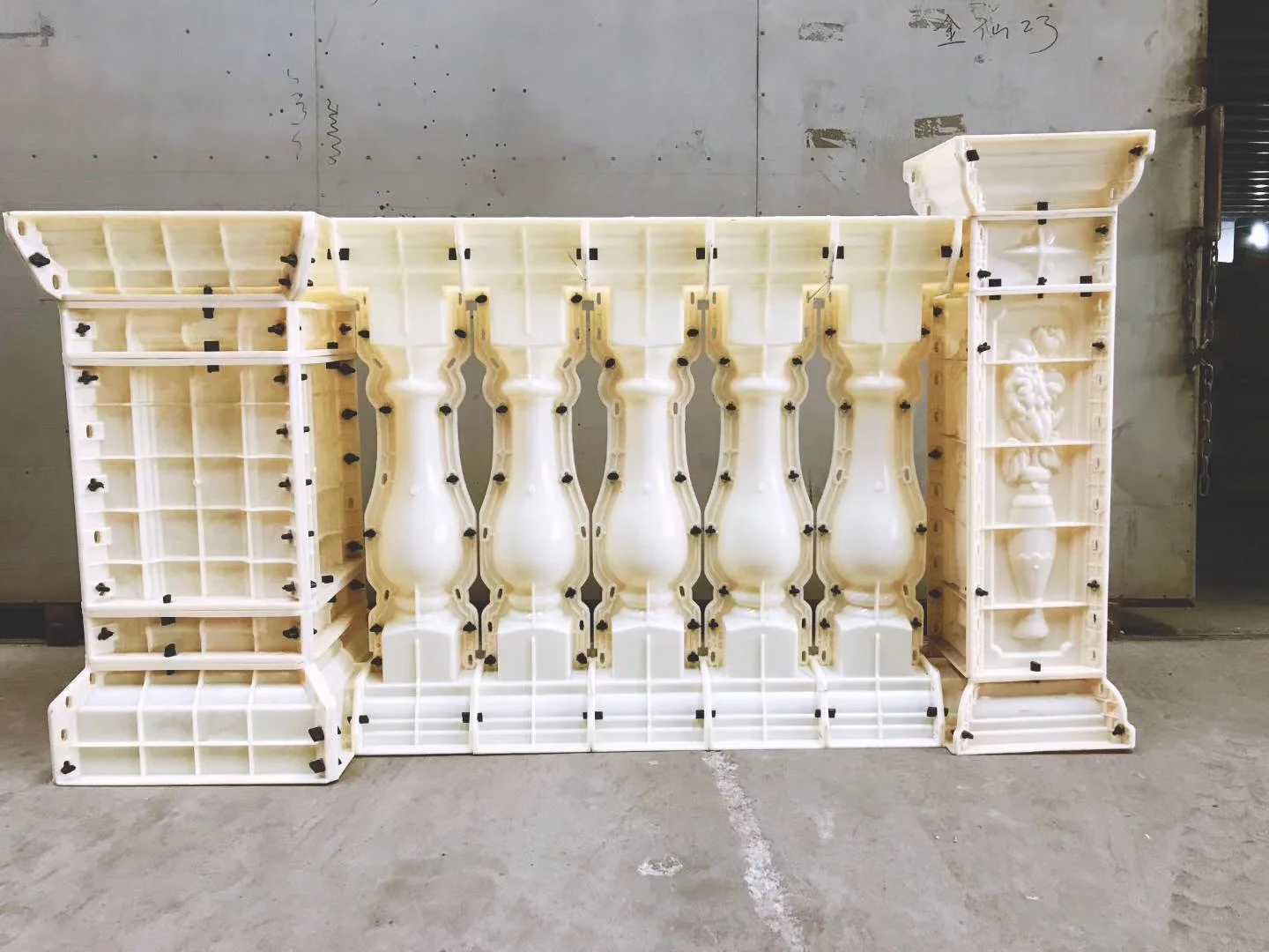 Precast Plastic Concrete Baluster Mold For Outdoor Decoration - Oem ...