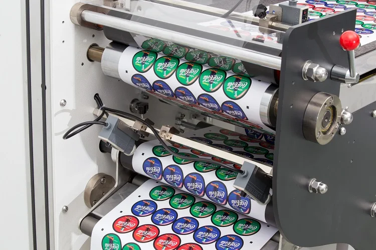 Roll to Roll Digital Label Die-Cutter Machine with 320MM Cutting Width