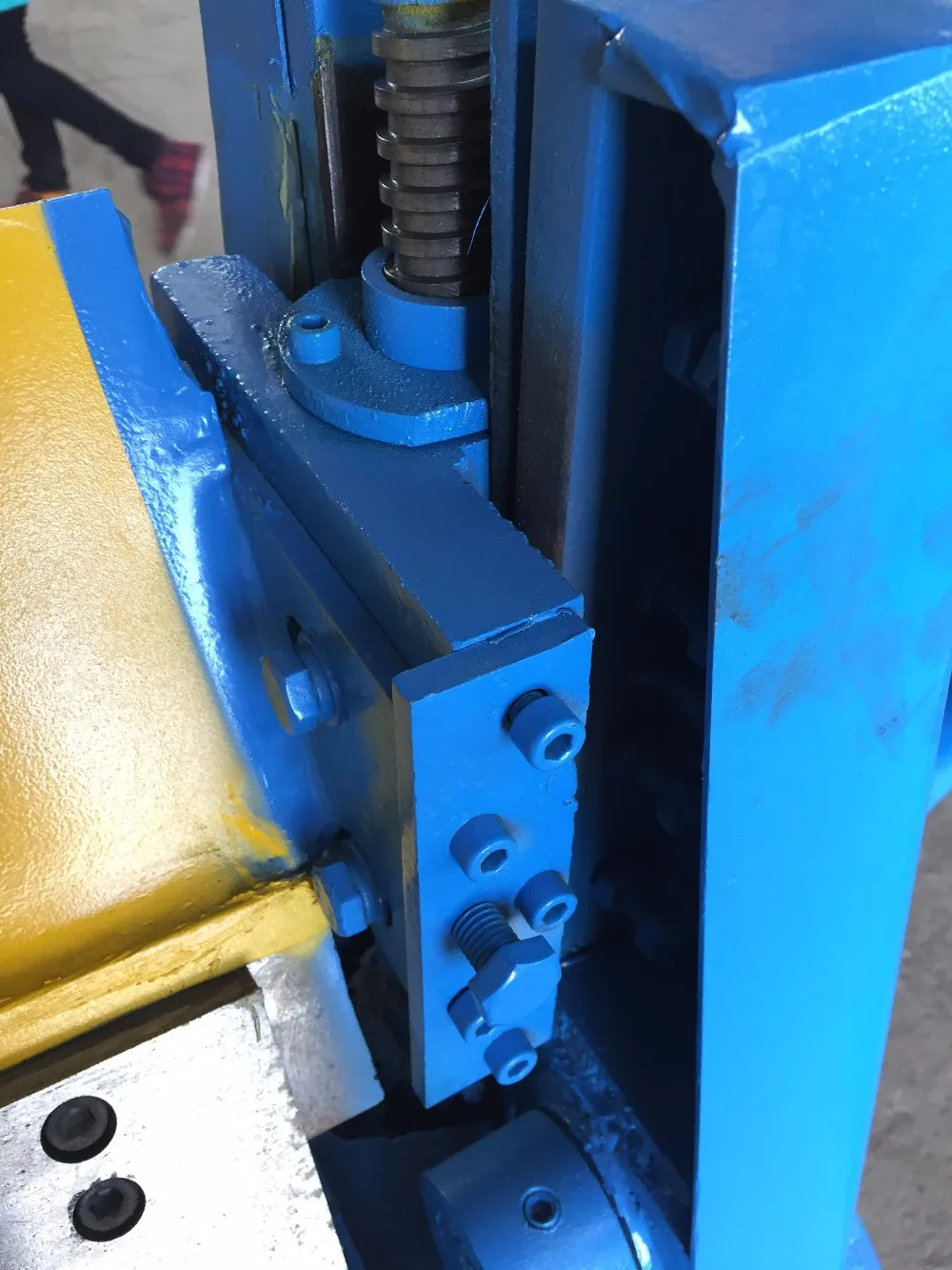 High Quality Cramp Folding Machine Manual Square Tube Press Brake Pipe ...