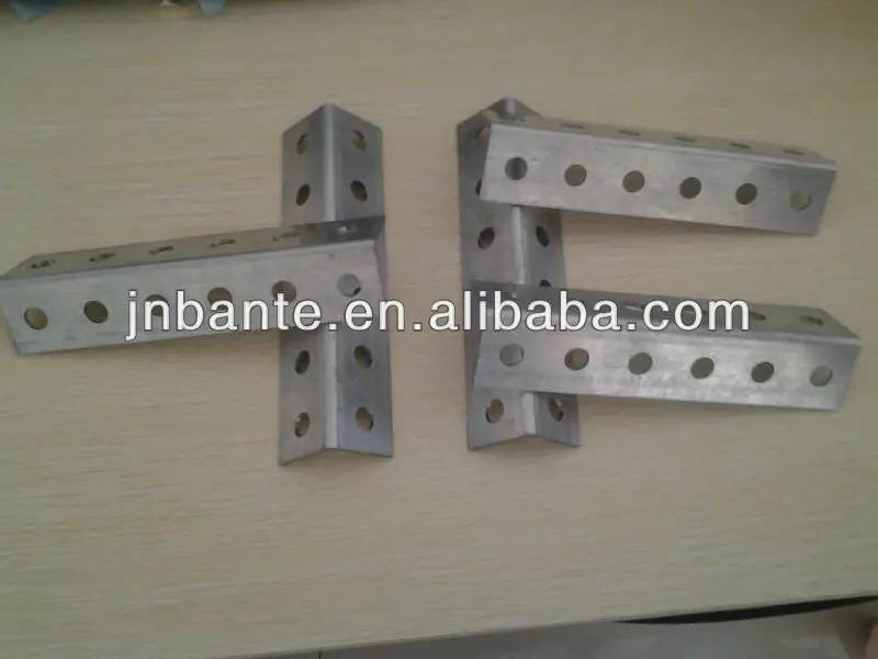 Galvanized Angle Iron with Hole - Verzinktes Winkeleisen