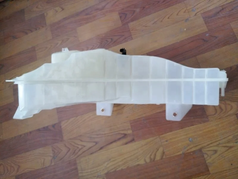 Freightliner A05-25263-007 Coolant Recovery Tank - OEM Quality