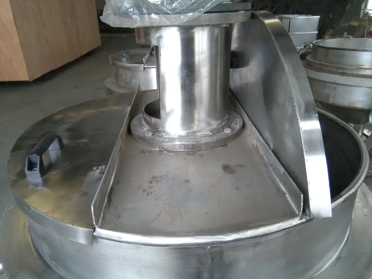 Stainless Steel Industrial Cooking Pot with Mixer - 100L-1000L