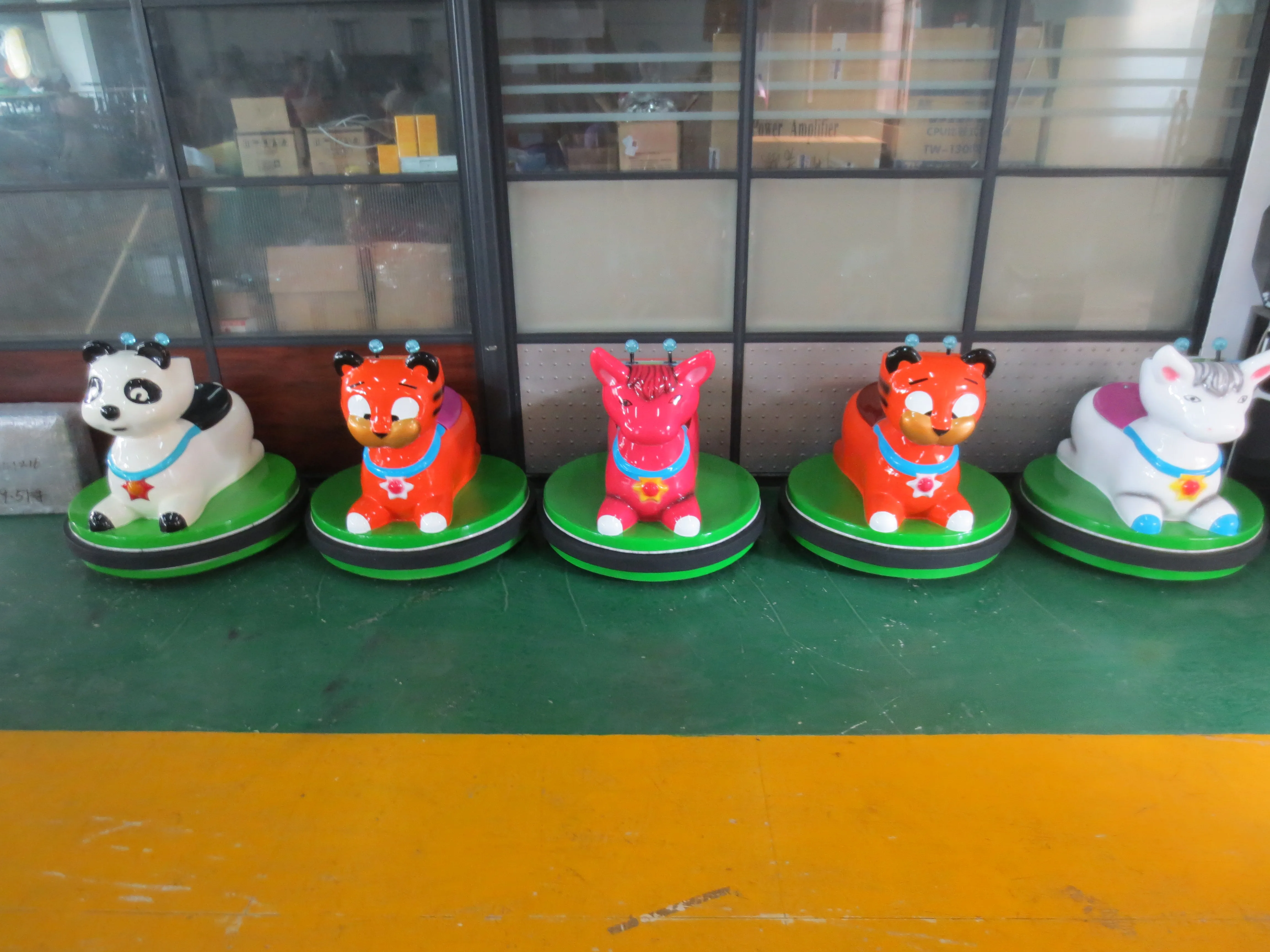 Attractive Coin Operated Fiberglass Battery Electric Animal Bumper Car ...