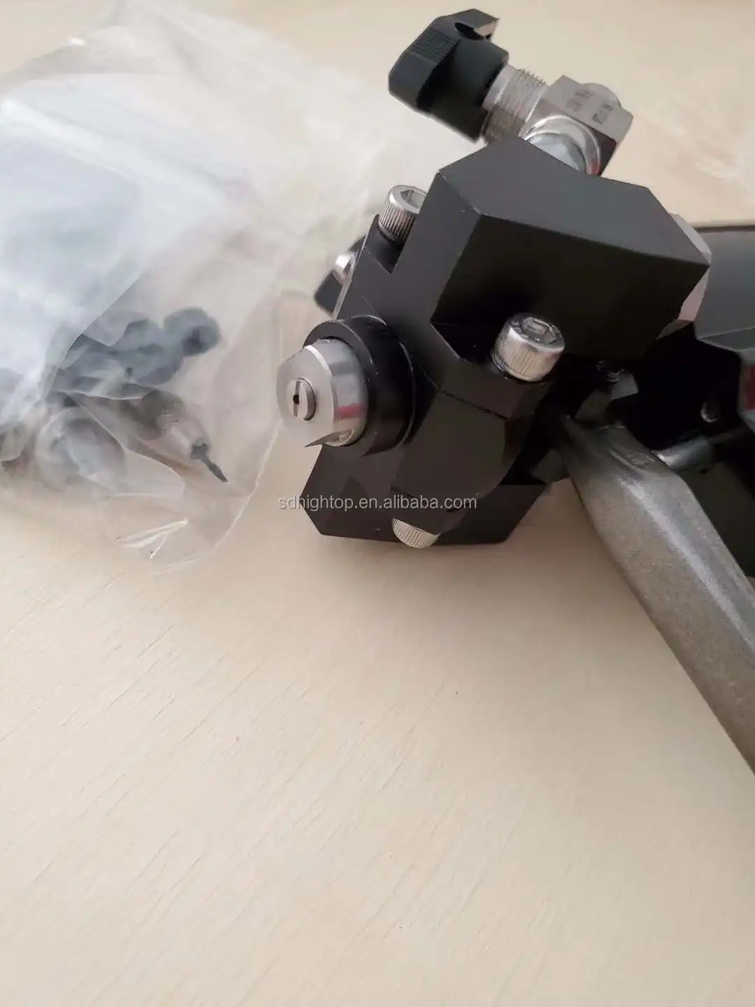 Two Component Polyurea Coating Spray Gun - Pneumatic PU Foam Gun, 35Mpa ...