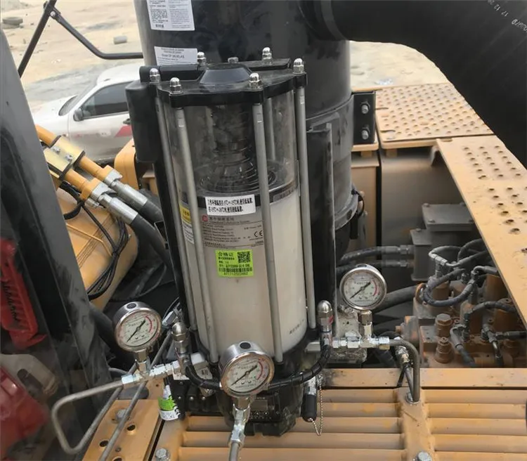 Automatic Grease Lubrication Systems for Earthmoving Equipment