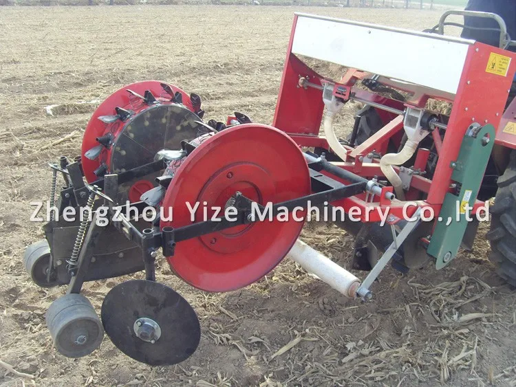Plastic Mulch Laying Machine / Plastic Mulch Layer Machine / Plastic ...