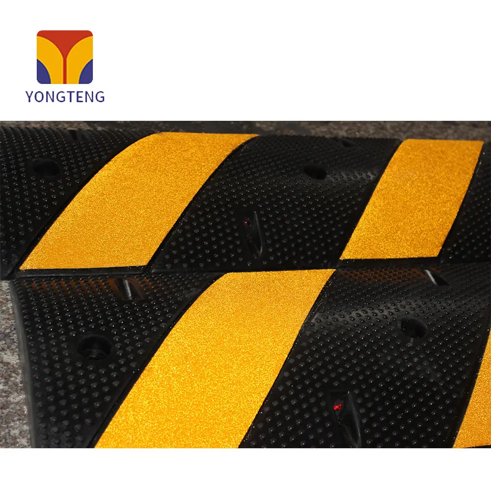 900mm Heavy Duty Road Safety Car Protector Rubber Moveable Speed Hump ...