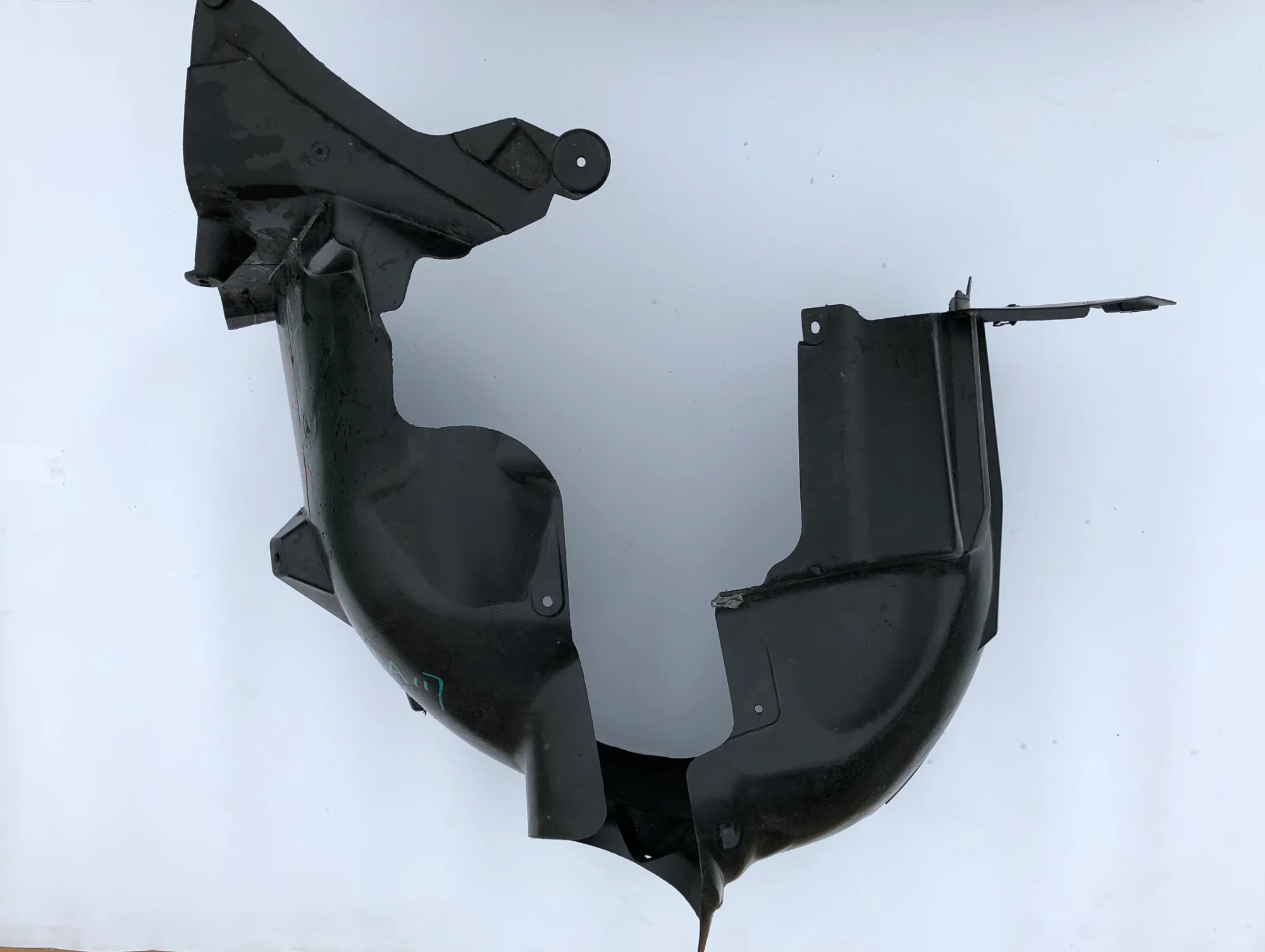 新的身体部分前翼轮房子覆盖右侧梅赛德斯 Cla W117 A2466900930 A2466900200 - Buy 轮房覆盖，前翼覆盖，身体 ...