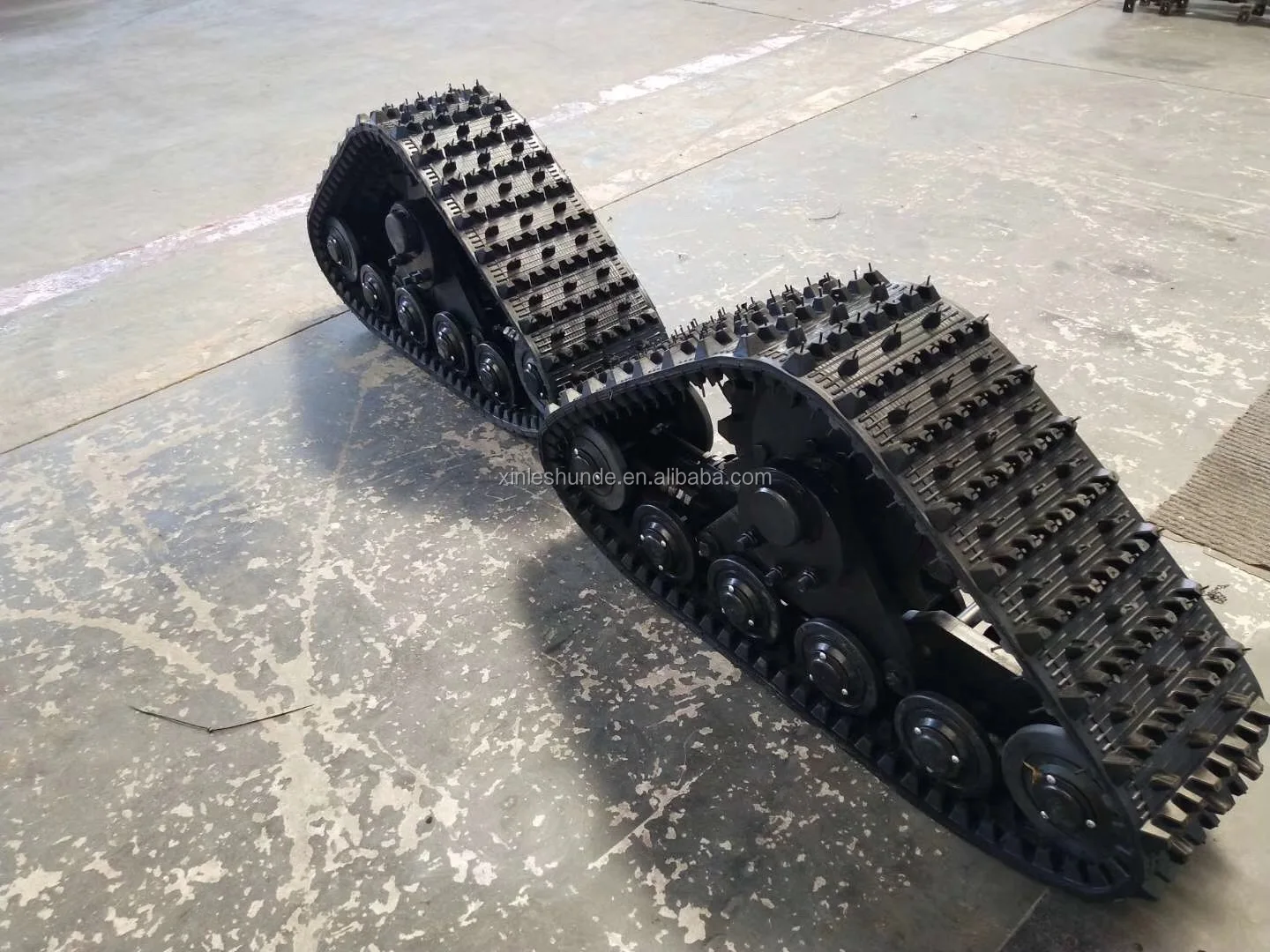 Rubber Tracked Robotic Platform - Durable & Versatile