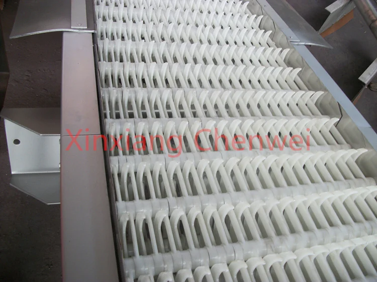 Coarse Mechanical Trash Rake Type Bar Screen - Buy Mechanical Coarse ...