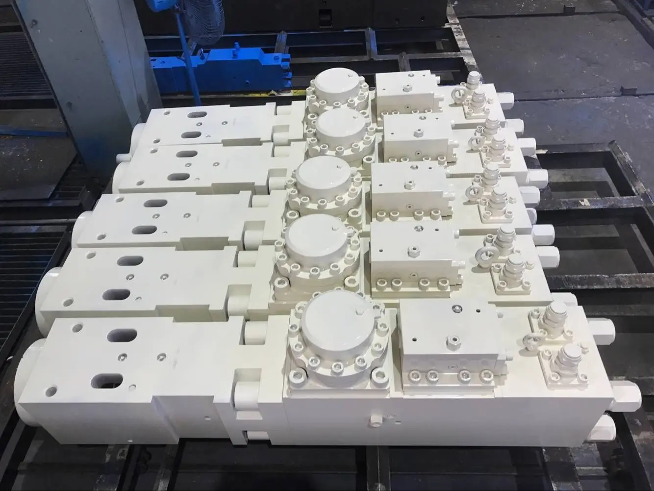 Hydraulic Hammer Parts Control Valve For Hydraulic Breaker - Buy ...