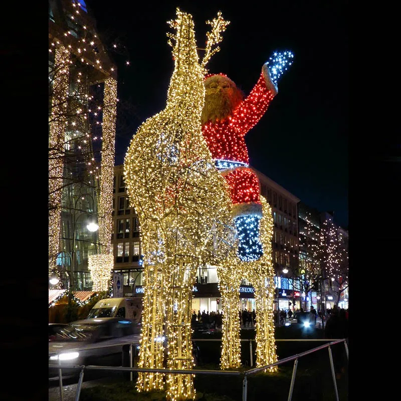 Outdoor Led Lighted Sculptures Light Up Wire Frame 3d Santa And ...