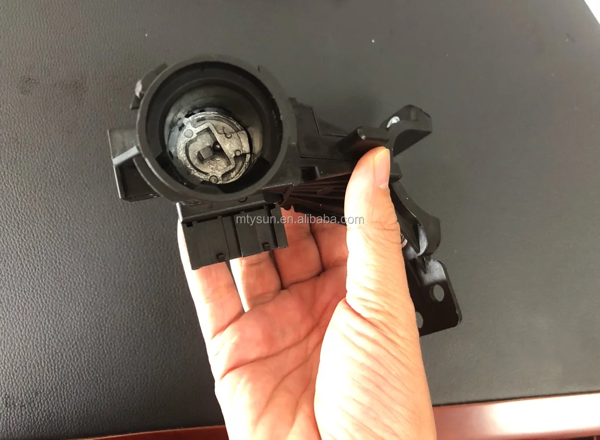 Revvsun Auto Parts 51865543 00051865543 660138 611247 Ignition Switch ...